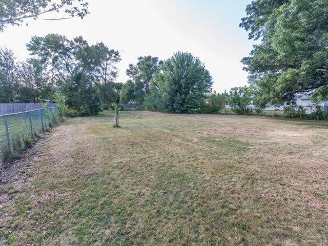 house with 4 bedroom, Bangor ME ES105191423