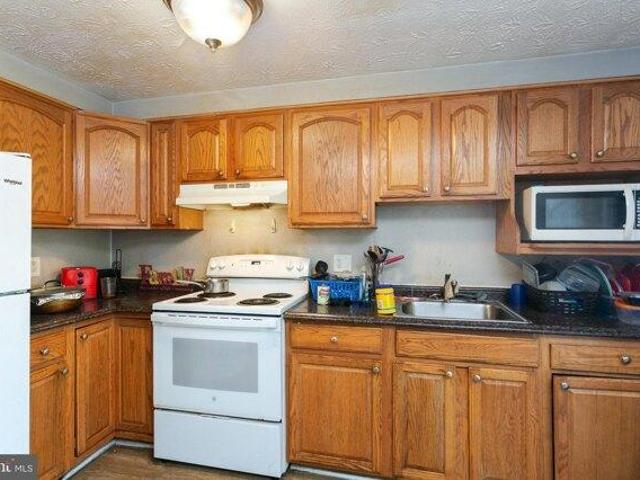 house with 4 bedroom, Baltimore MD ES103601177