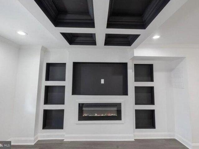 house with 4 bedroom, Baltimore MD ES103625887