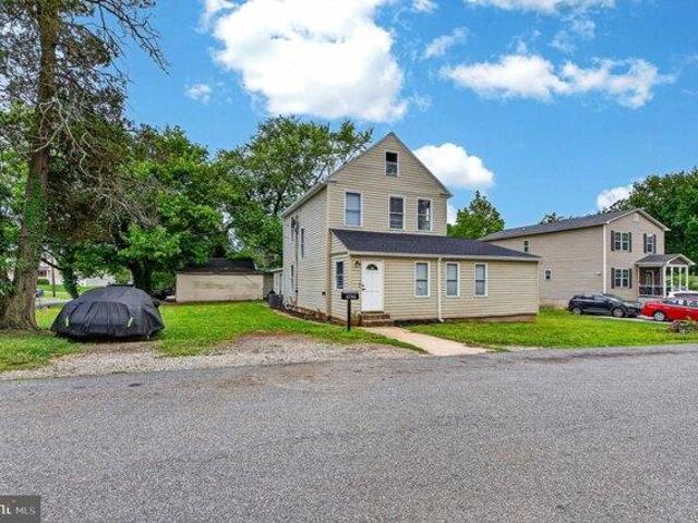 house with 4 bedroom, Baltimore MD ES104908394