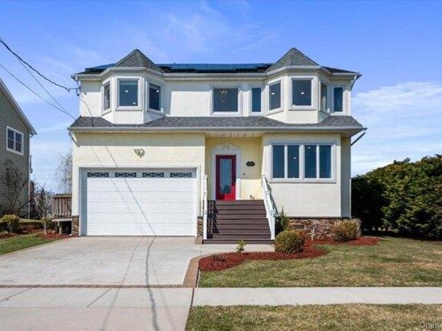 house with 4 bedroom, Baldwin NY ES103602486