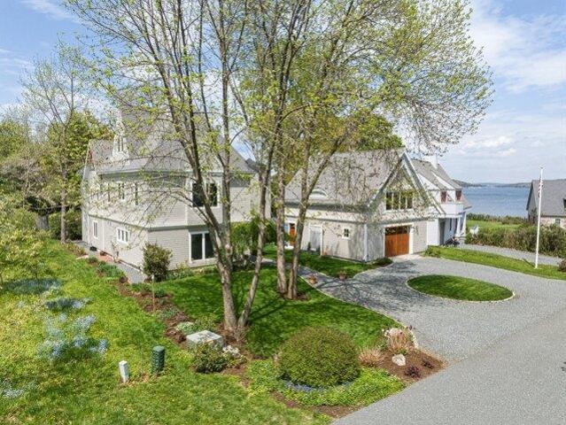 house with 4 bedroom, Bar Harbor ME DLS103125713