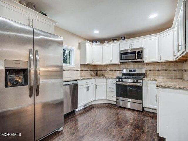 house with 4 bedroom, Barnegat NJ ES105156788