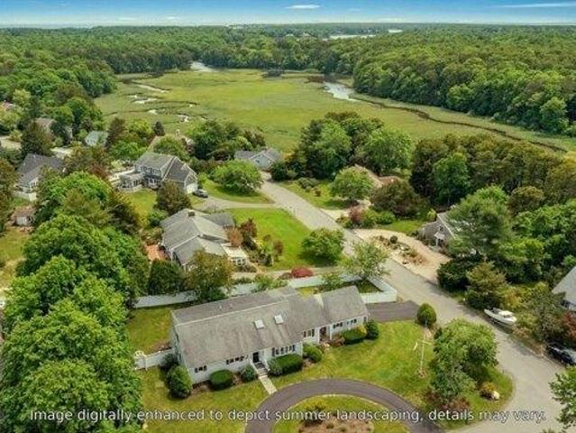 house with 4 bedroom, Barnstable MA DLS101747283