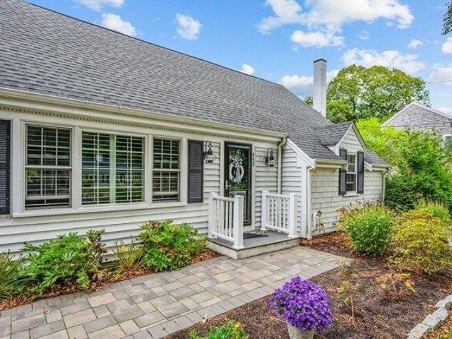 house with 4 bedroom, Barnstable MA DLS102634803
