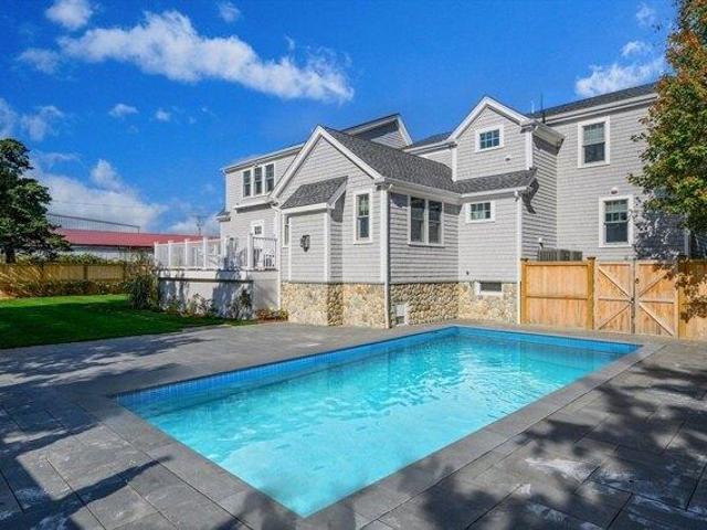 house with 4 bedroom, Barnstable MA DLS102777000
