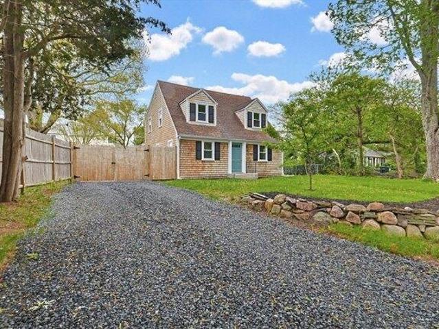 house with 4 bedroom, Barnstable MA DS104236071