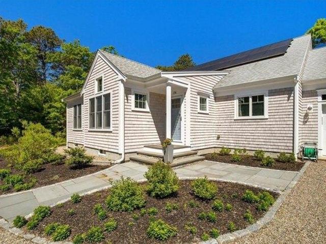 house with 4 bedroom, Barnstable MA DS104232615