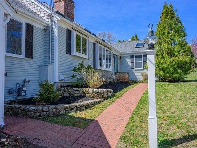 house with 4 bedroom, Barnstable MA DS103161832