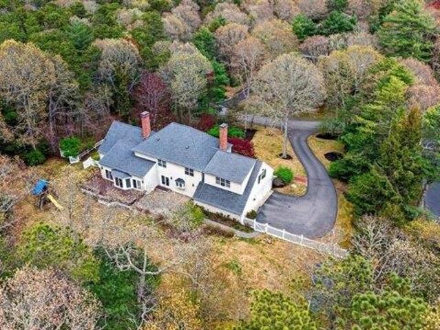 house with 4 bedroom, Barnstable MA ES104011469