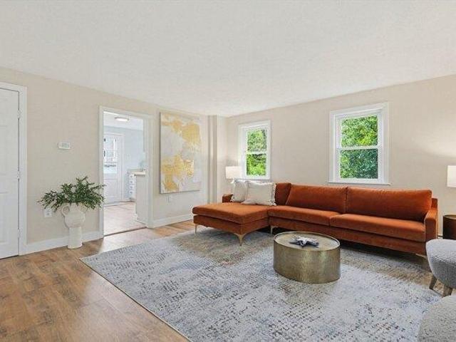 house with 4 bedroom, Barnstable MA ES104236071