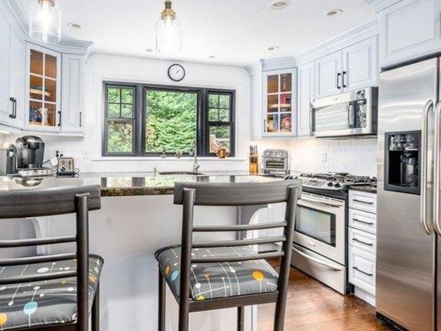 house with 4 bedroom, Barnstable MA ES105143225