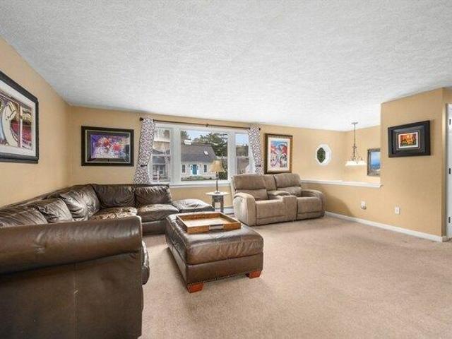 house with 4 bedroom, Barnstable MA ES103627344
