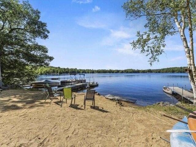 house with 4 bedroom, Barnstead NH ES105123266