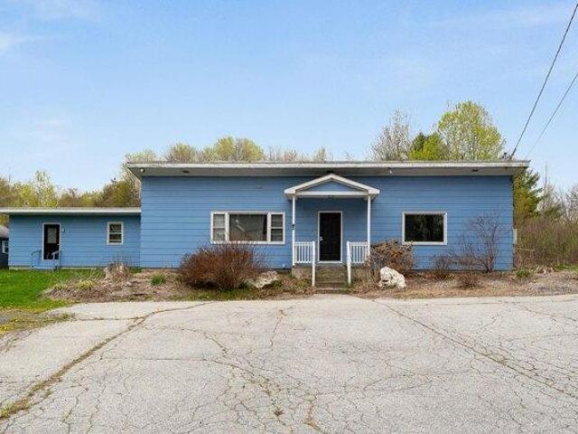 house with 4 bedroom, Barre VT DS102284743