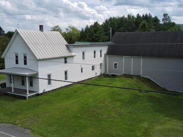 house with 4 bedroom, Barre VT DS103927826