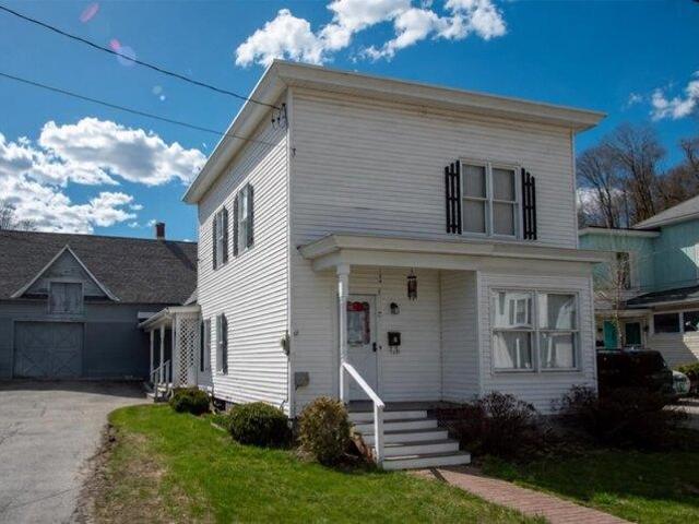 house with 4 bedroom, Barre VT DS104479698