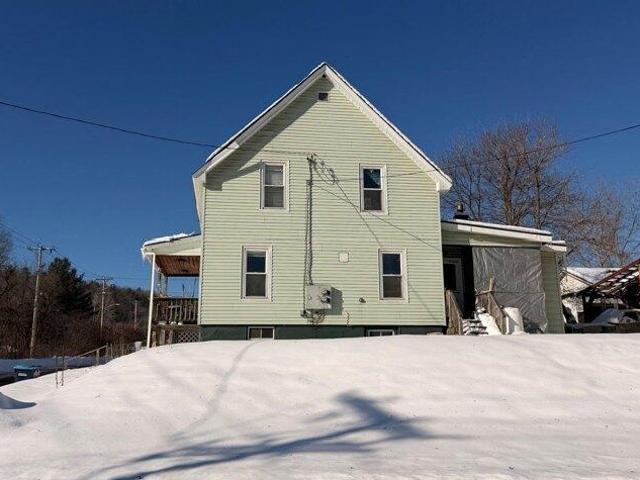 house with 4 bedroom, Barre VT ES103438627