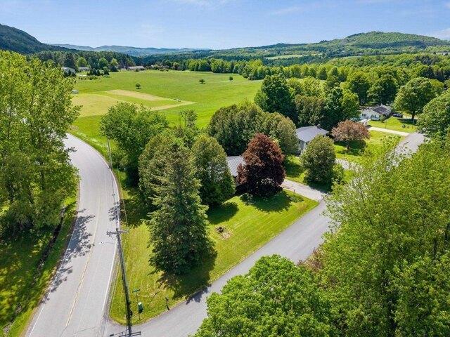 house with 4 bedroom, Barre VT ES103931728