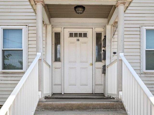 house with 4 bedroom, Barre VT ES105192107
