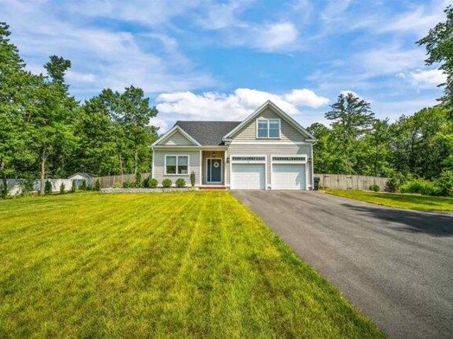 house with 4 bedroom, Barrington NH ES104445990
