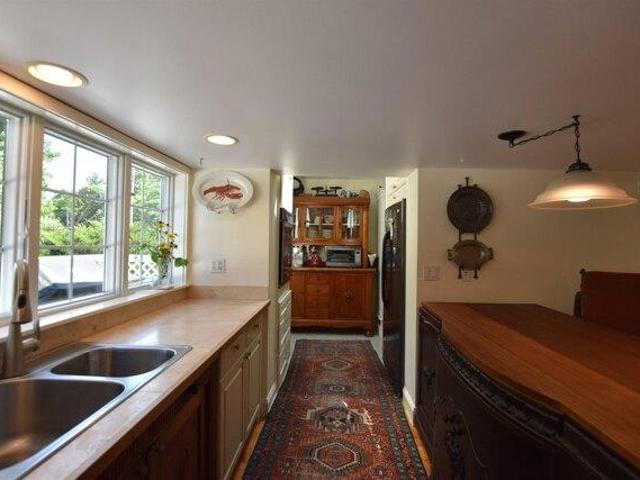 house with 4 bedroom, Barrington NH ES105117439