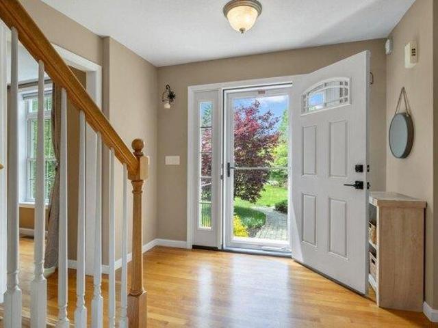 house with 4 bedroom, Barrington NH ES103186817