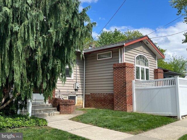 house with 4 bedroom, Barrington NJ DLS102281729
