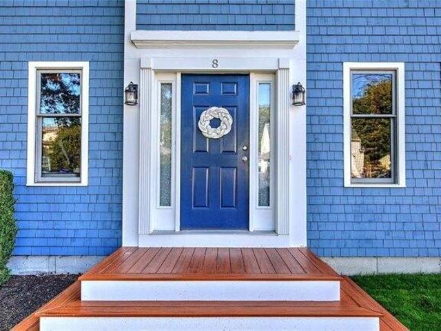 house with 4 bedroom, Barrington RI DLS102314132