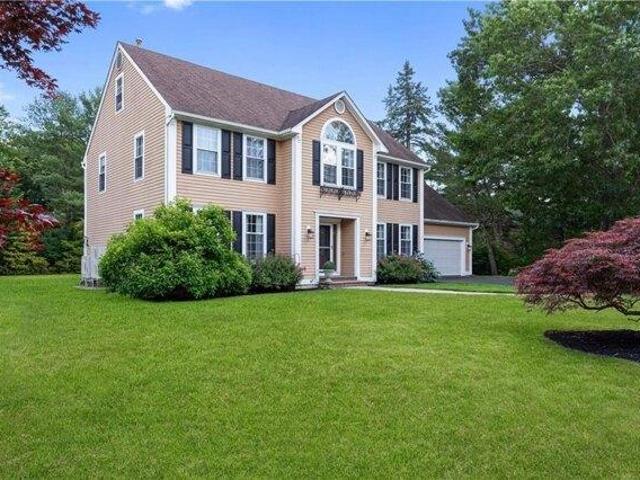 house with 4 bedroom, Barrington RI DS104441974