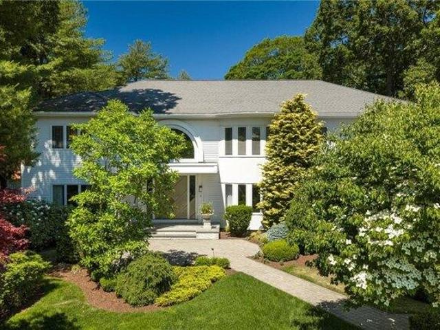 house with 4 bedroom, Barrington RI ES105115952