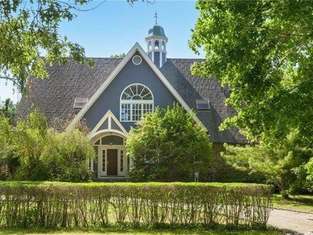 house with 4 bedroom, Barrington RI ES103186691