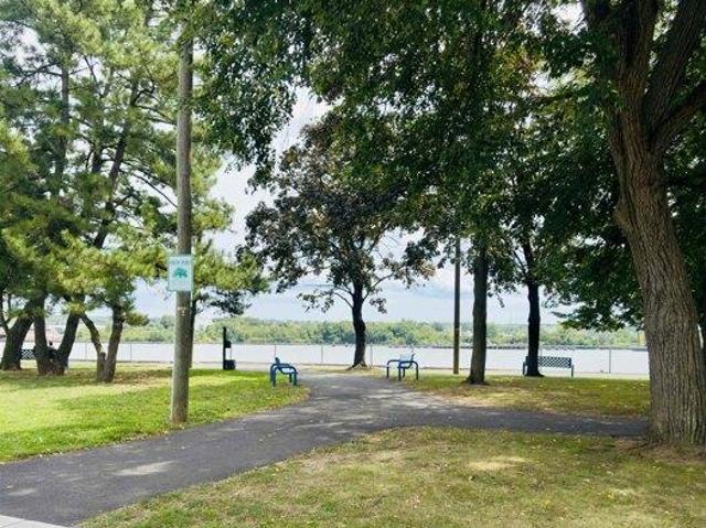 house with 4 bedroom, Bayonne NJ DLS102028108