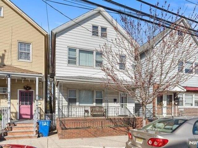 house with 4 bedroom, Bayonne NJ DLS102799912