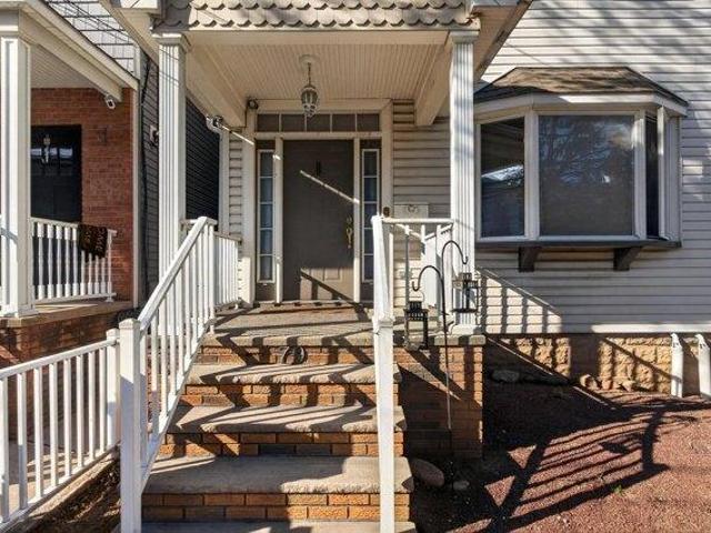 house with 4 bedroom, Bayonne NJ ES104406145