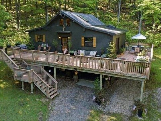 house with 4 bedroom, Bennington VT DS103101911