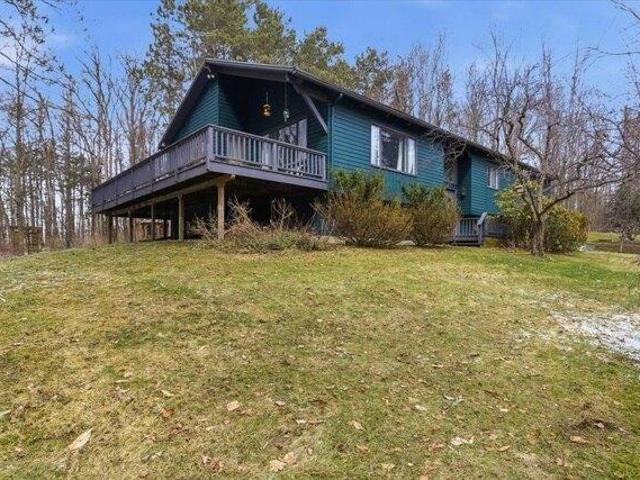 house with 4 bedroom, Bennington VT DS103626751