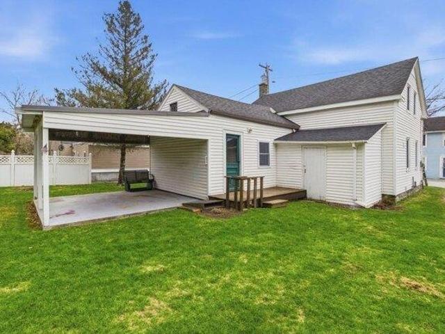 house with 4 bedroom, Bennington VT ES104869763