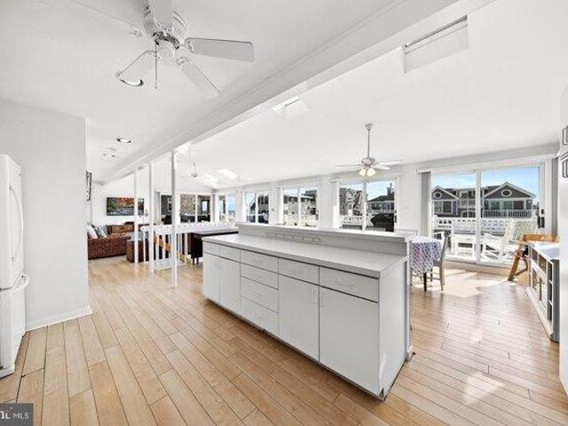 house with 4 bedroom, Beach Haven NJ ES105159082