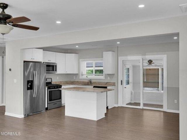 house with 4 bedroom, Beachwood NJ ES105176228