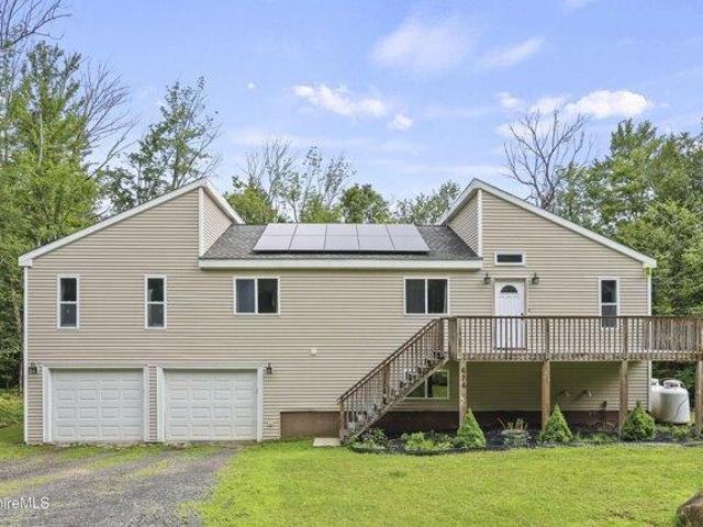 house with 4 bedroom, Becket MA DLS102724382