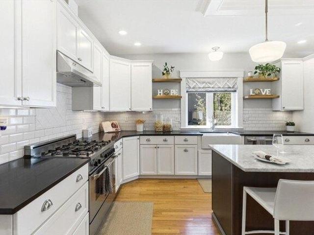 house with 4 bedroom, Bedford MA ES103248564