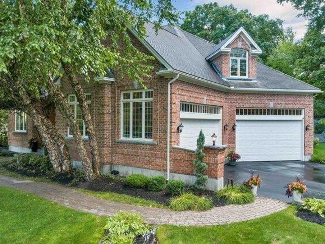 house with 4 bedroom, Bedford NH DLS103071799