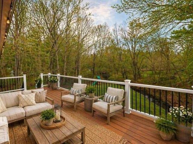 house with 4 bedroom, Bedford NH DLS103101479