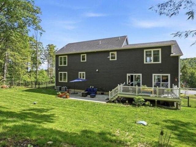 house with 4 bedroom, Bedford NH DS104114117