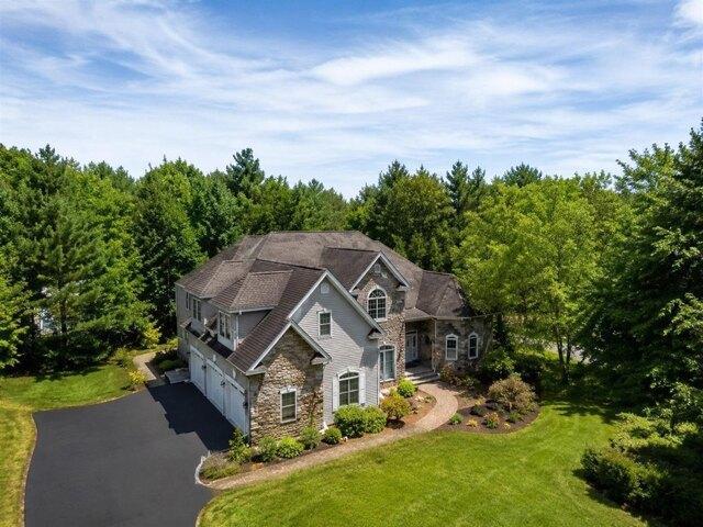 house with 4 bedroom, Bedford NH DS104114466
