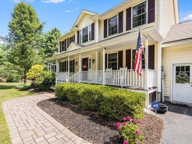 house with 4 bedroom, Bedford NH DS104295364
