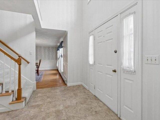house with 4 bedroom, Bedford NH DS103220306