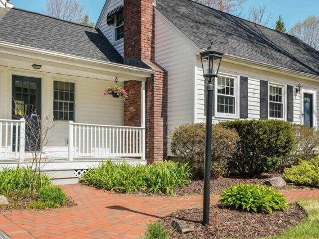 house with 4 bedroom, Bedford NH DS103222571