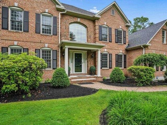 house with 4 bedroom, Bedford NH ES104296485